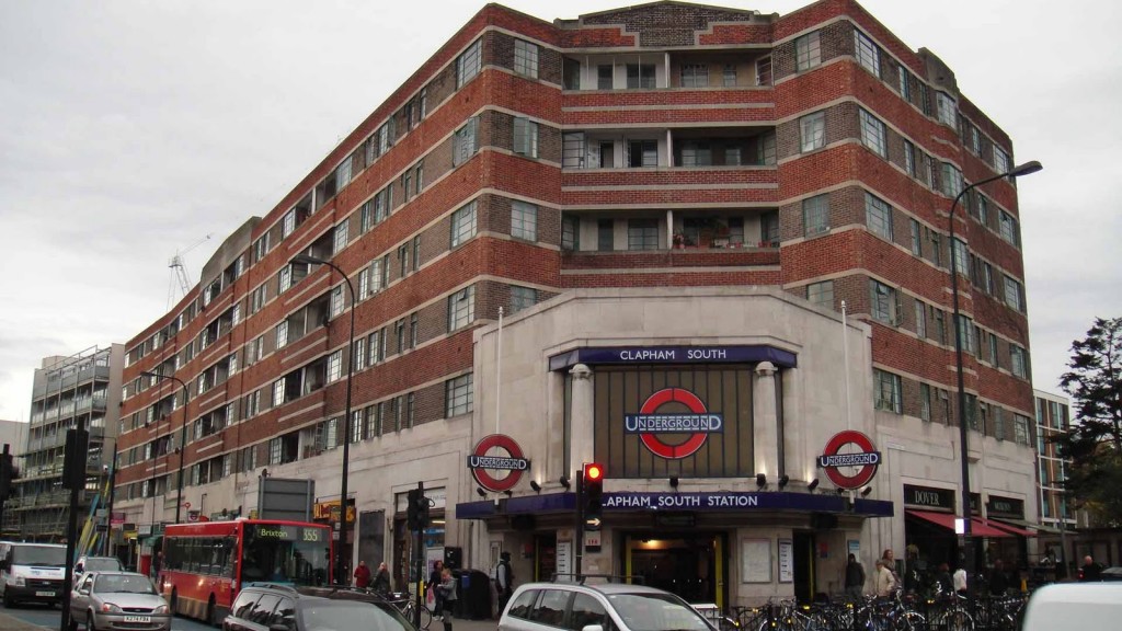 End of Tenancy Cleaning SW12 Clapham South